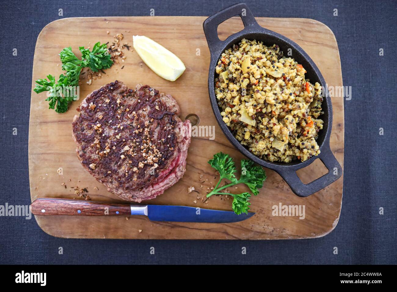 Cooked Beef and Quinoa Ground Beef Stock Photo - Alamy