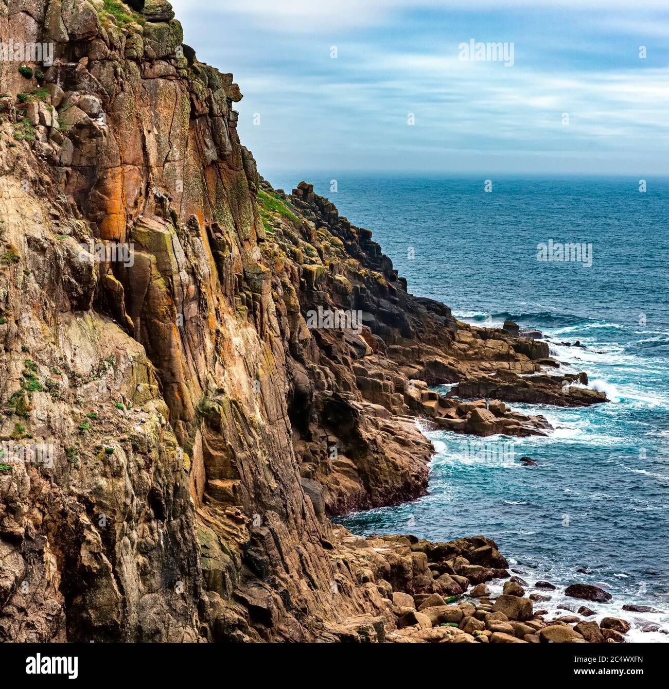 Rocky uk coastline hi-res stock photography and images - Alamy