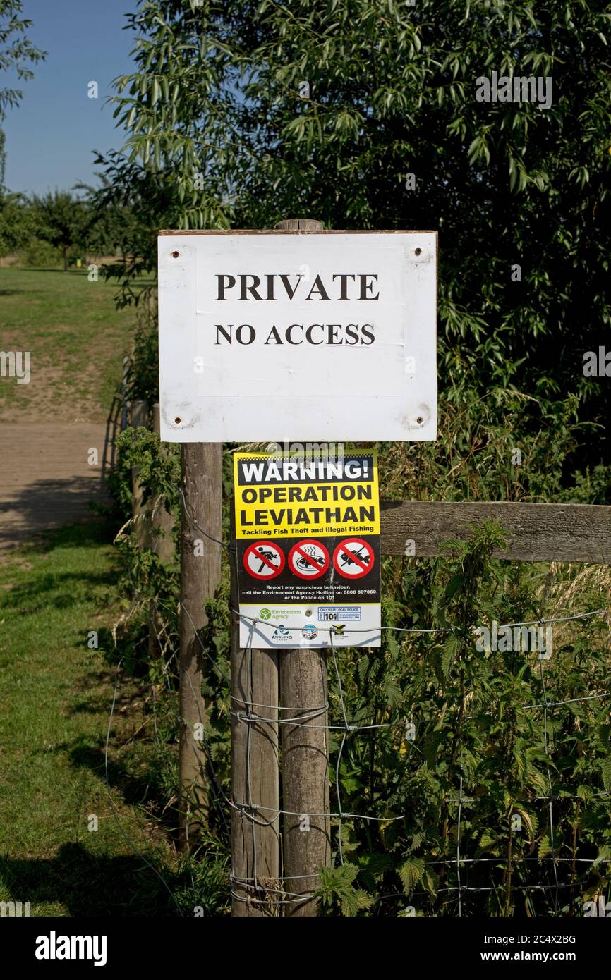 Signboard Operation Leviathan with notice private no access Fladbury UK ...