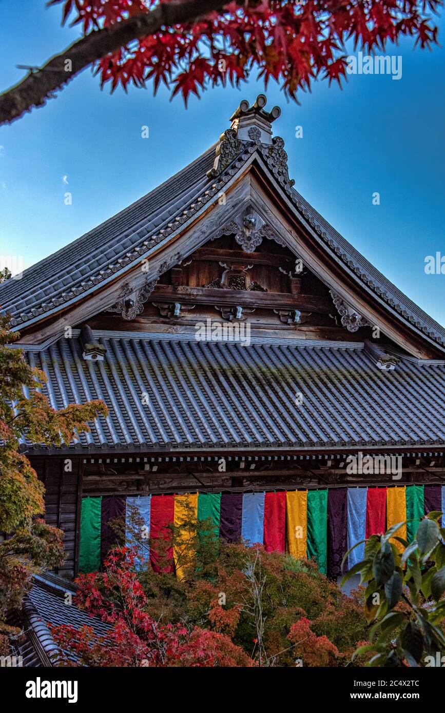 Autumn foliage in Eikan-dō Zenrin-ji, Eikando temple, Kyoto, Japan ...