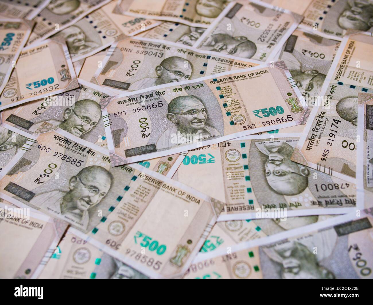 500 rupee note hi-res stock photography and images - Alamy