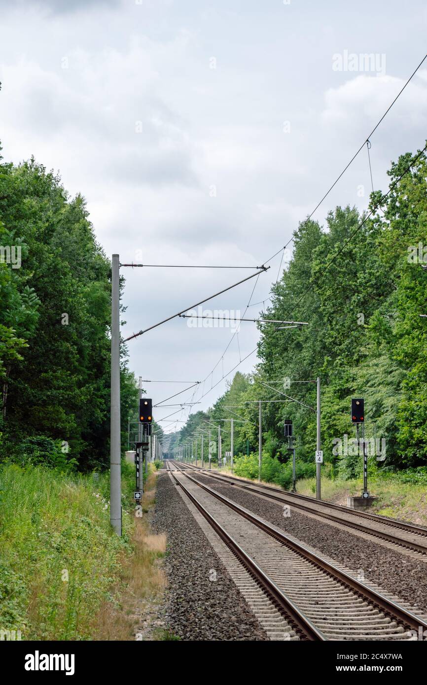Double track railway line hi-res stock photography and images - Alamy