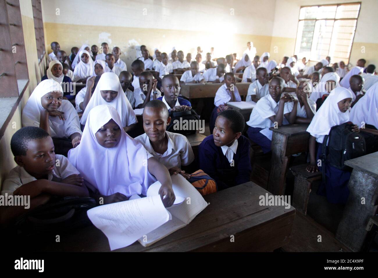 Tanzania school secondary hi-res stock photography and images - Alamy