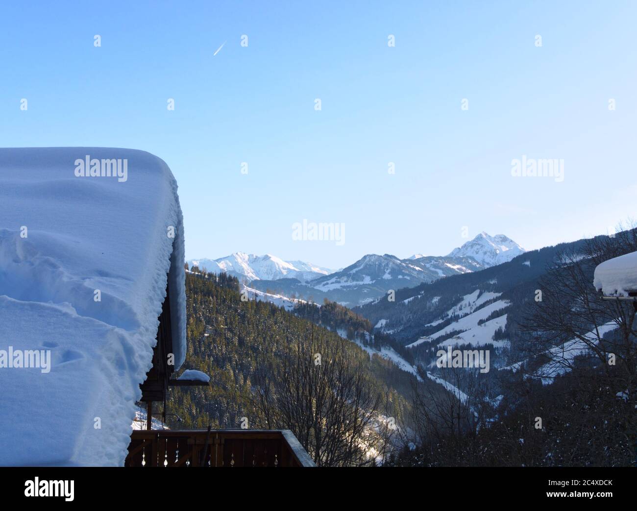 Isolated mountains hi-res stock photography and images - Alamy