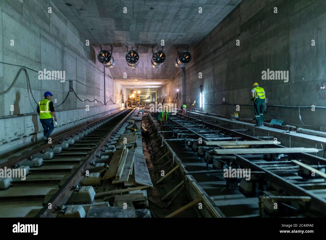 Construction of metro hi-res stock photography and images - Alamy