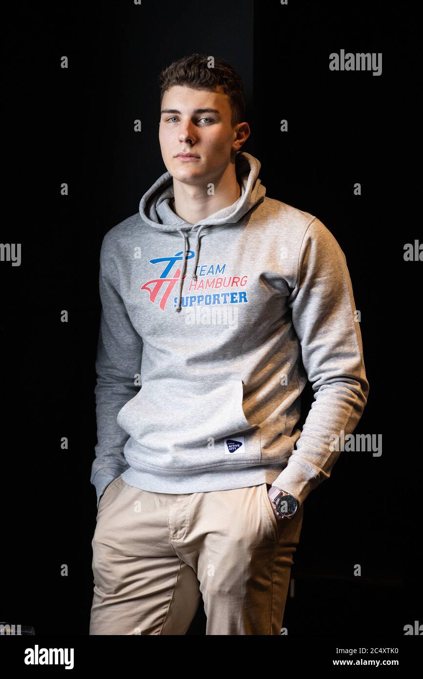 Hamburg, Germany. 25th May, 2020. Rafael Miroslaw, swimmer Team Germany ...