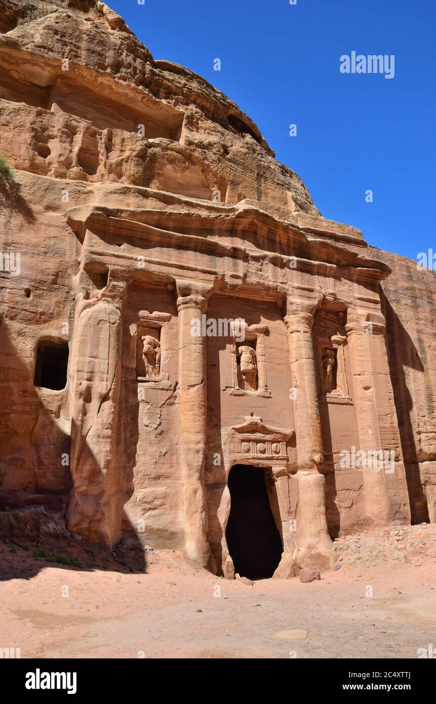 The Tomb of Roman Soldier in Petra, Jordan Stock Photo - Alamy