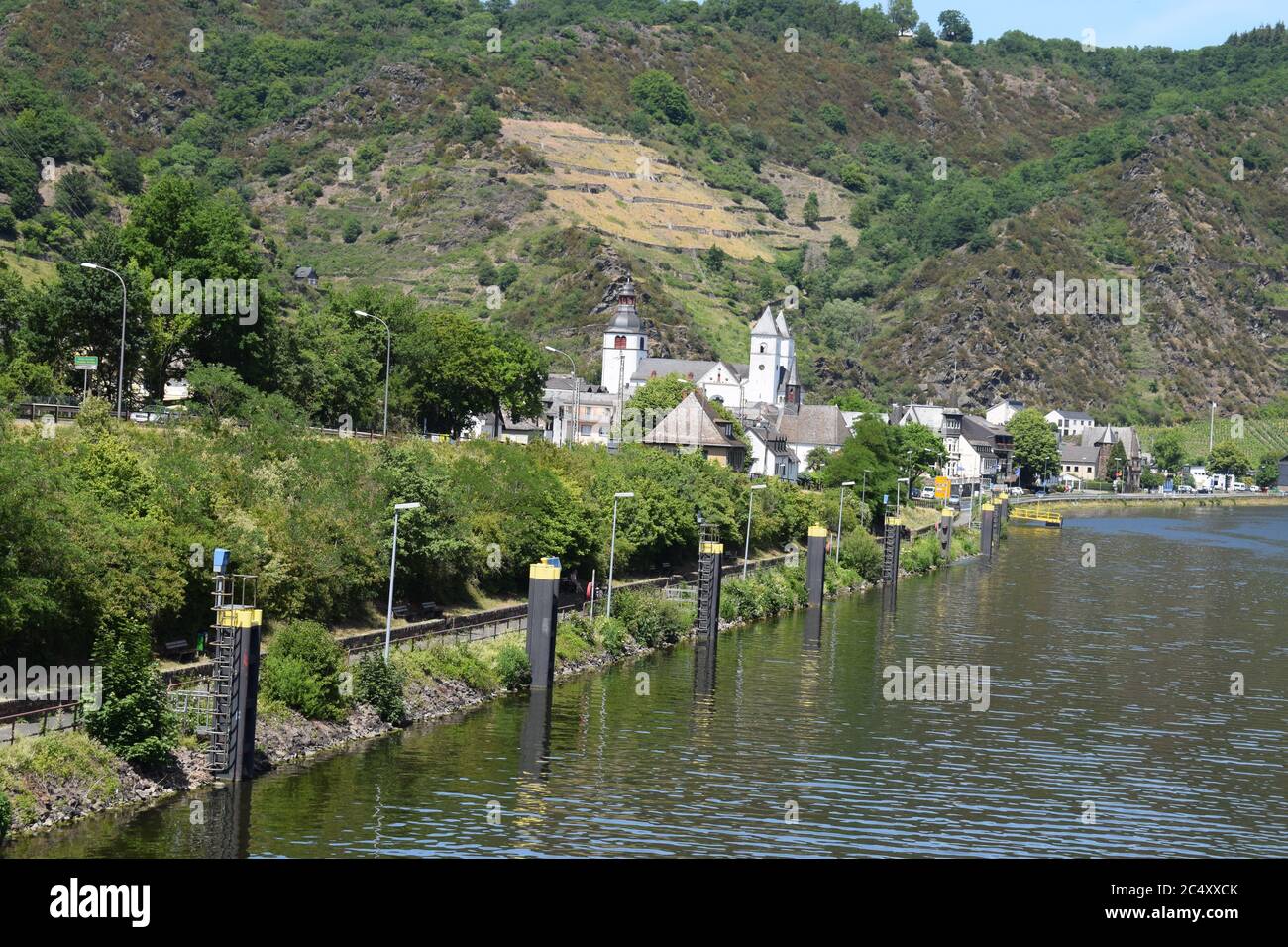 waterfront of Mosel valley village Treis-Karden Stock Photo - Alamy