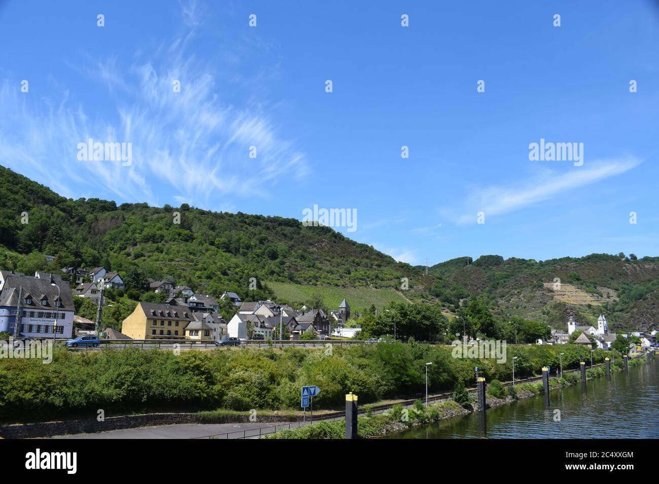 waterfront of Mosel valley village Treis-Karden Stock Photo - Alamy