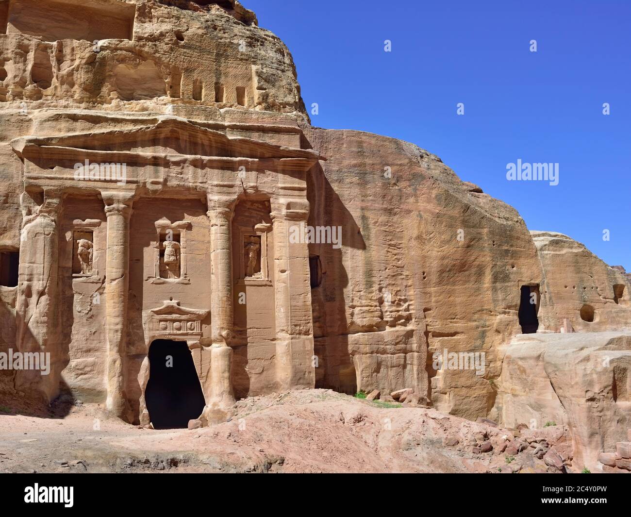 The Tomb of Roman Soldier in Petra, Jordan Stock Photo - Alamy
