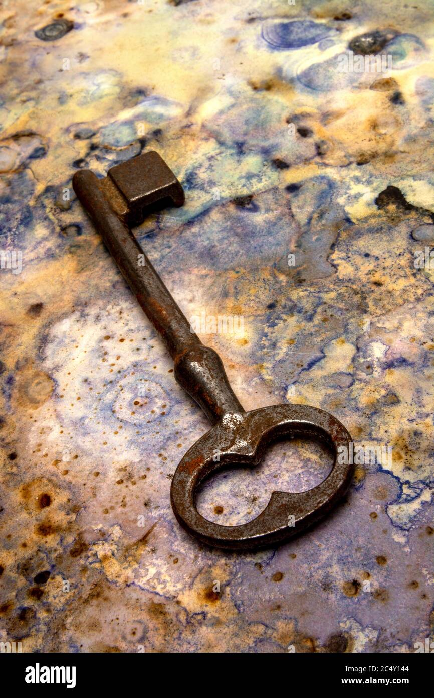 Old fashioned lock hi-res stock photography and images - Alamy