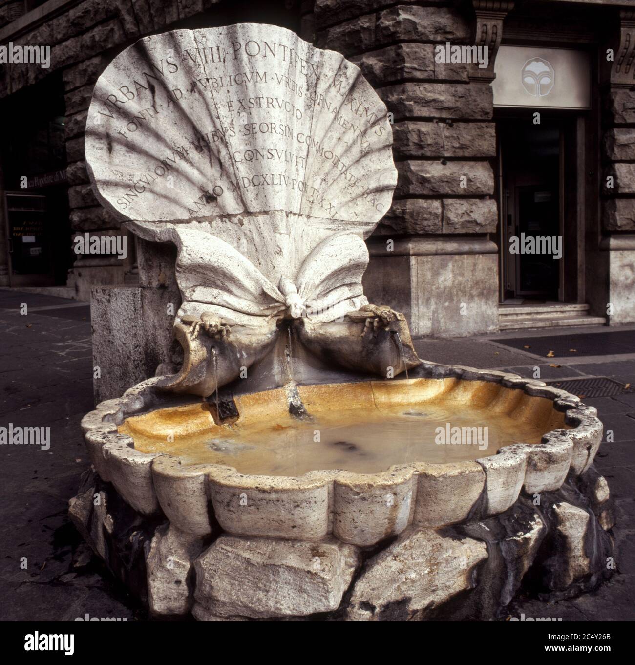 Bee barberini rome italy art hi-res stock photography and images - Alamy