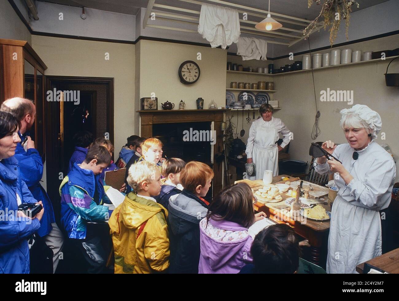 Old Fashioned Kitchen High Resolution Stock Photography and Images - Alamy