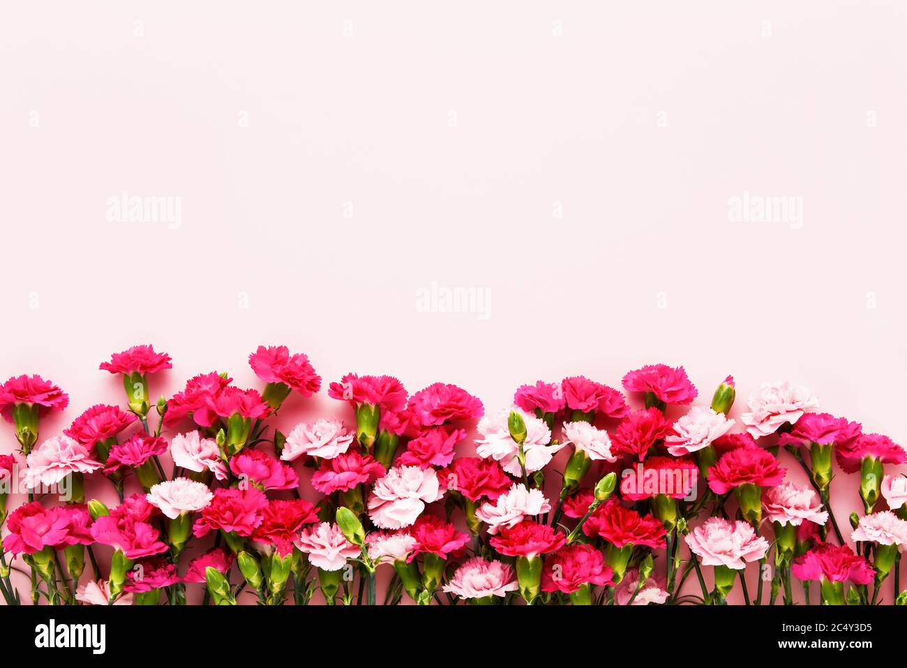 Valentines day flowers card hi-res stock photography and images - Alamy