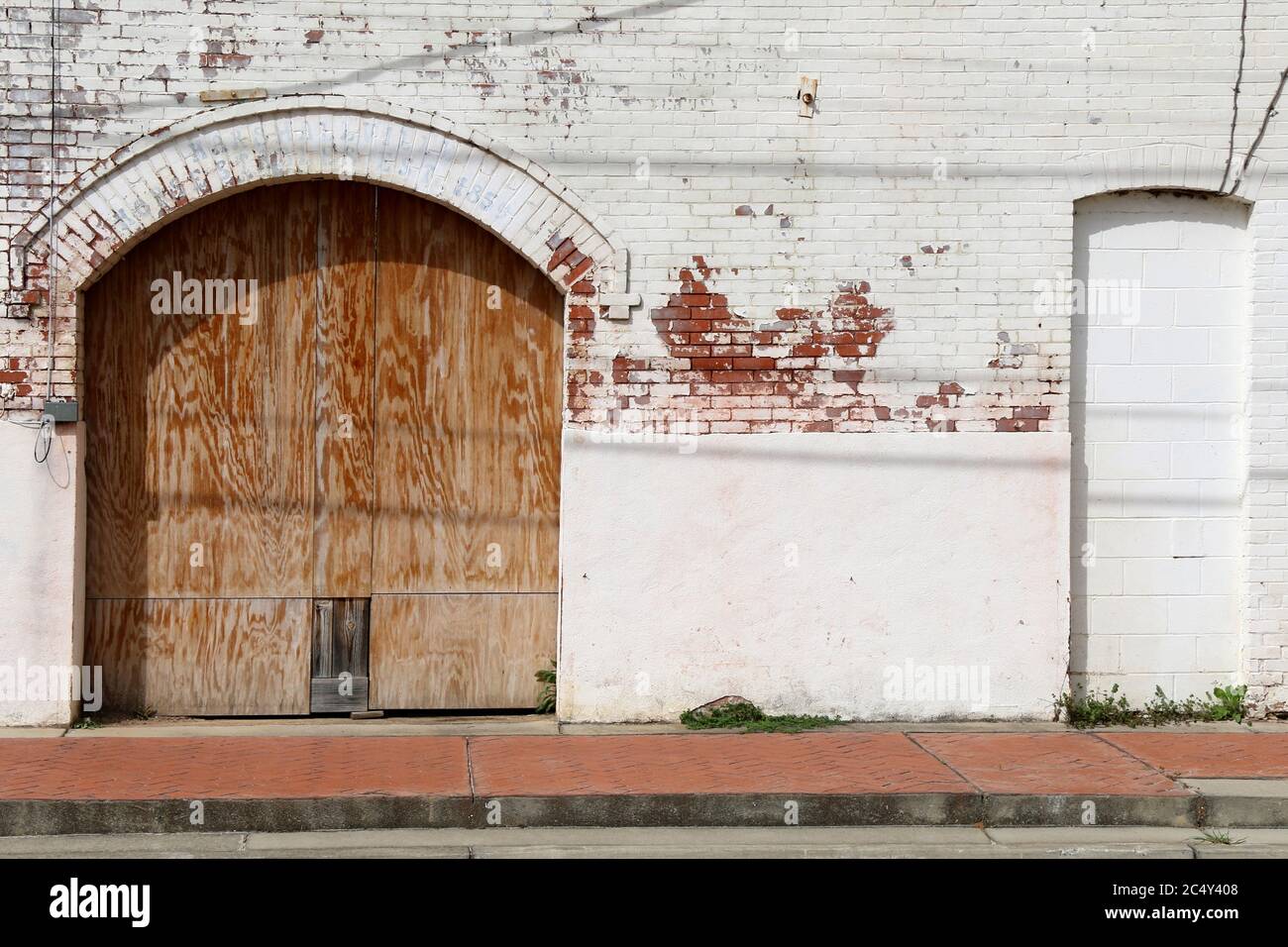 Ghetto front door hi-res stock photography and images - Alamy