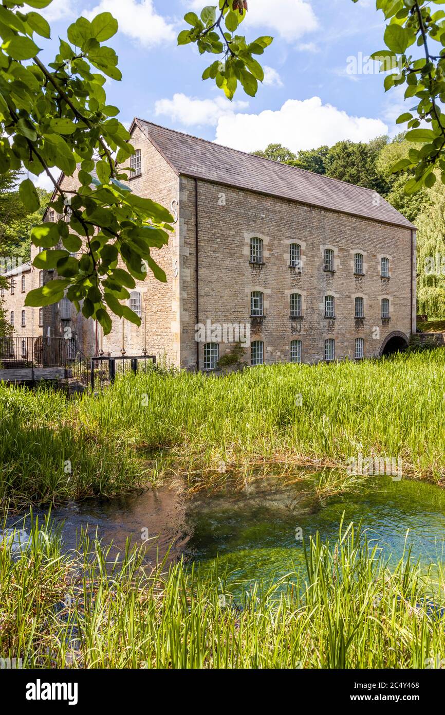 River frome hi-res stock photography and images - Alamy