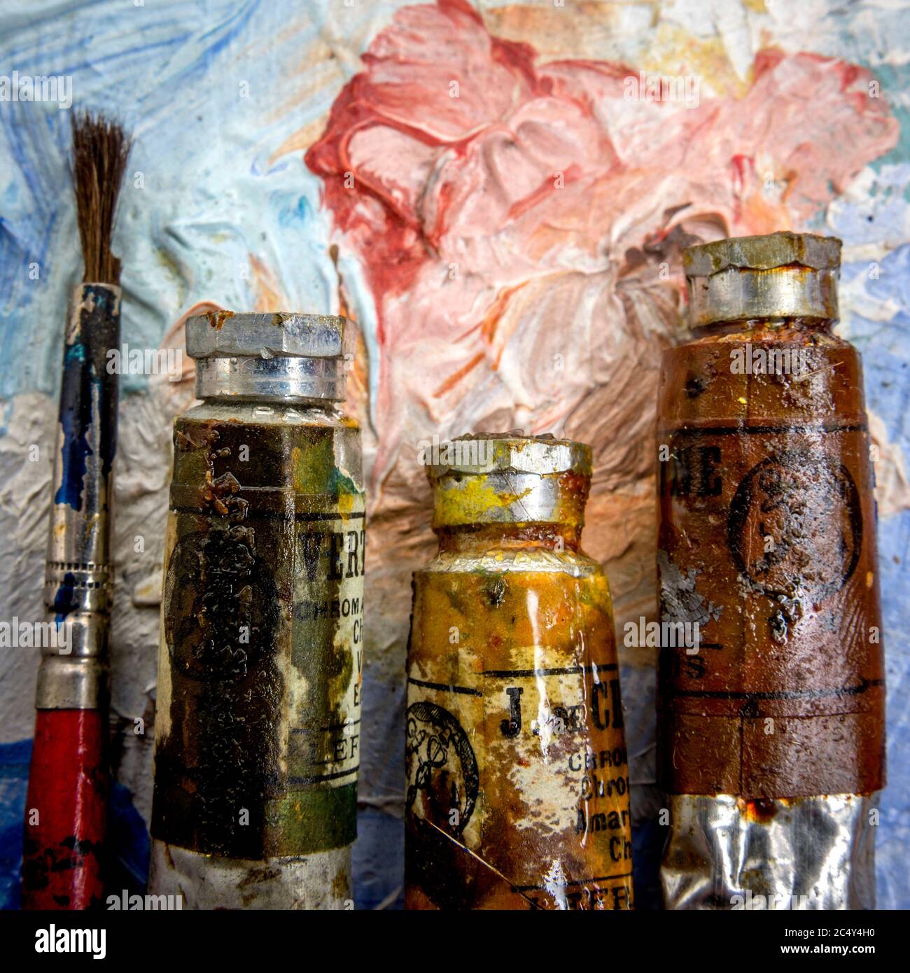 Paint tube hi-res stock photography and images - Alamy