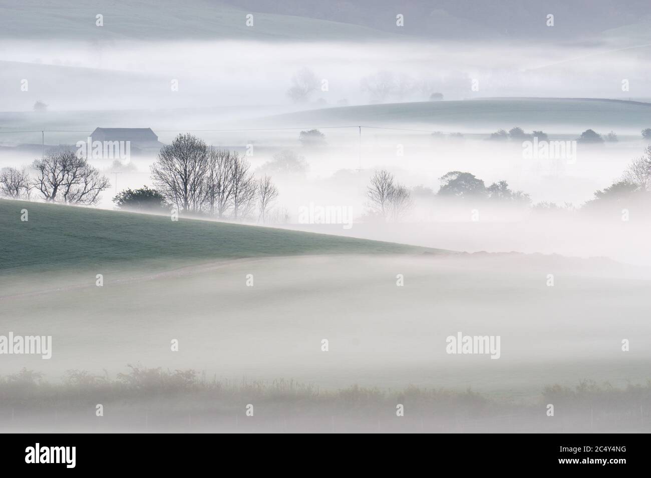Layers of mist hi-res stock photography and images - Alamy