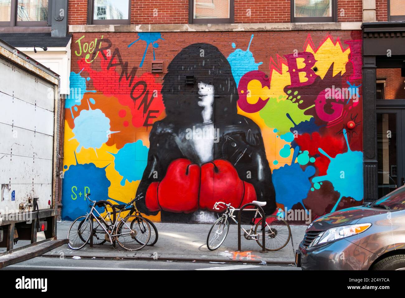 Joey ramone hi-res stock photography and images - Alamy