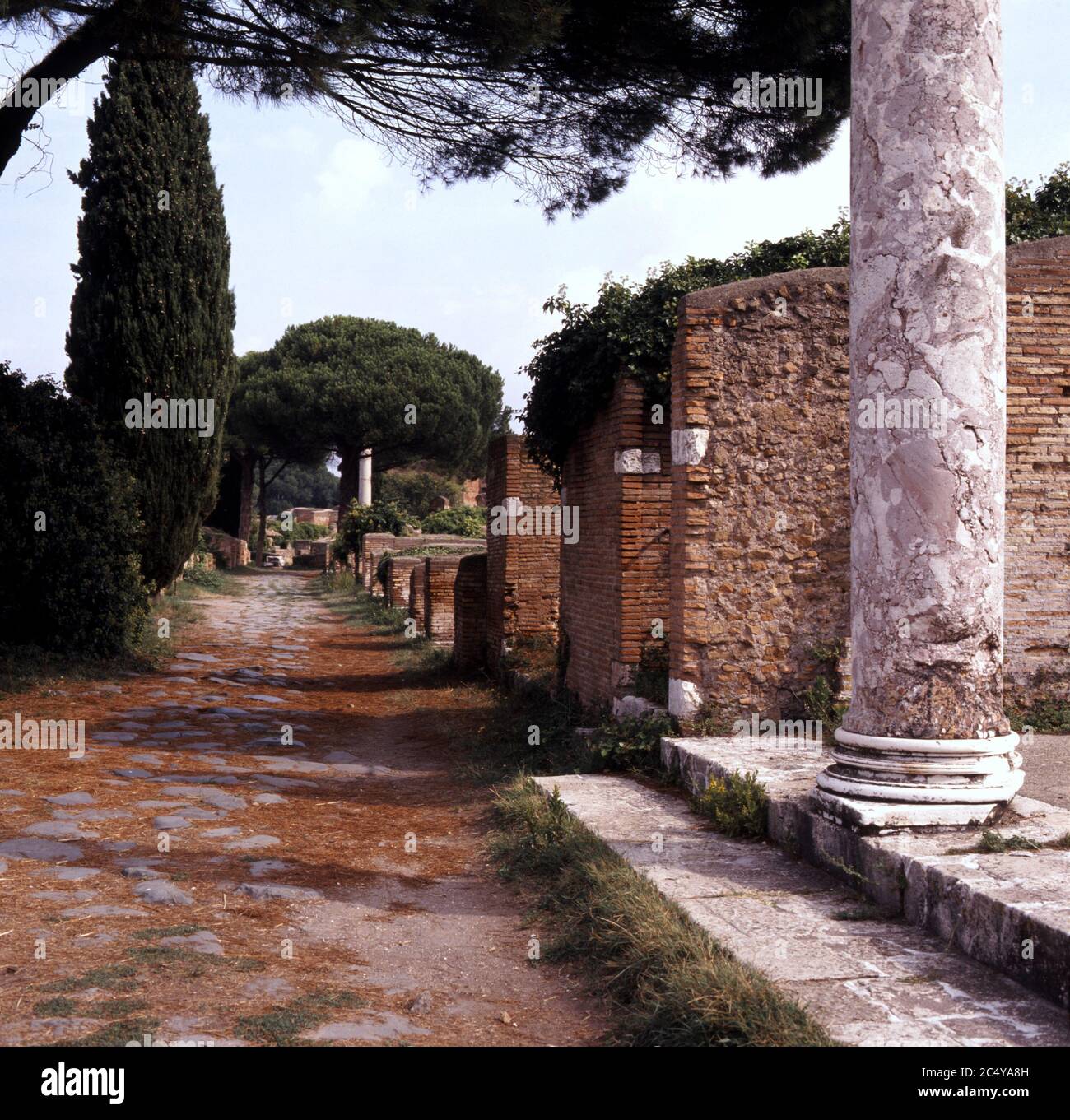 Ostia antica italie hi-res stock photography and images - Alamy