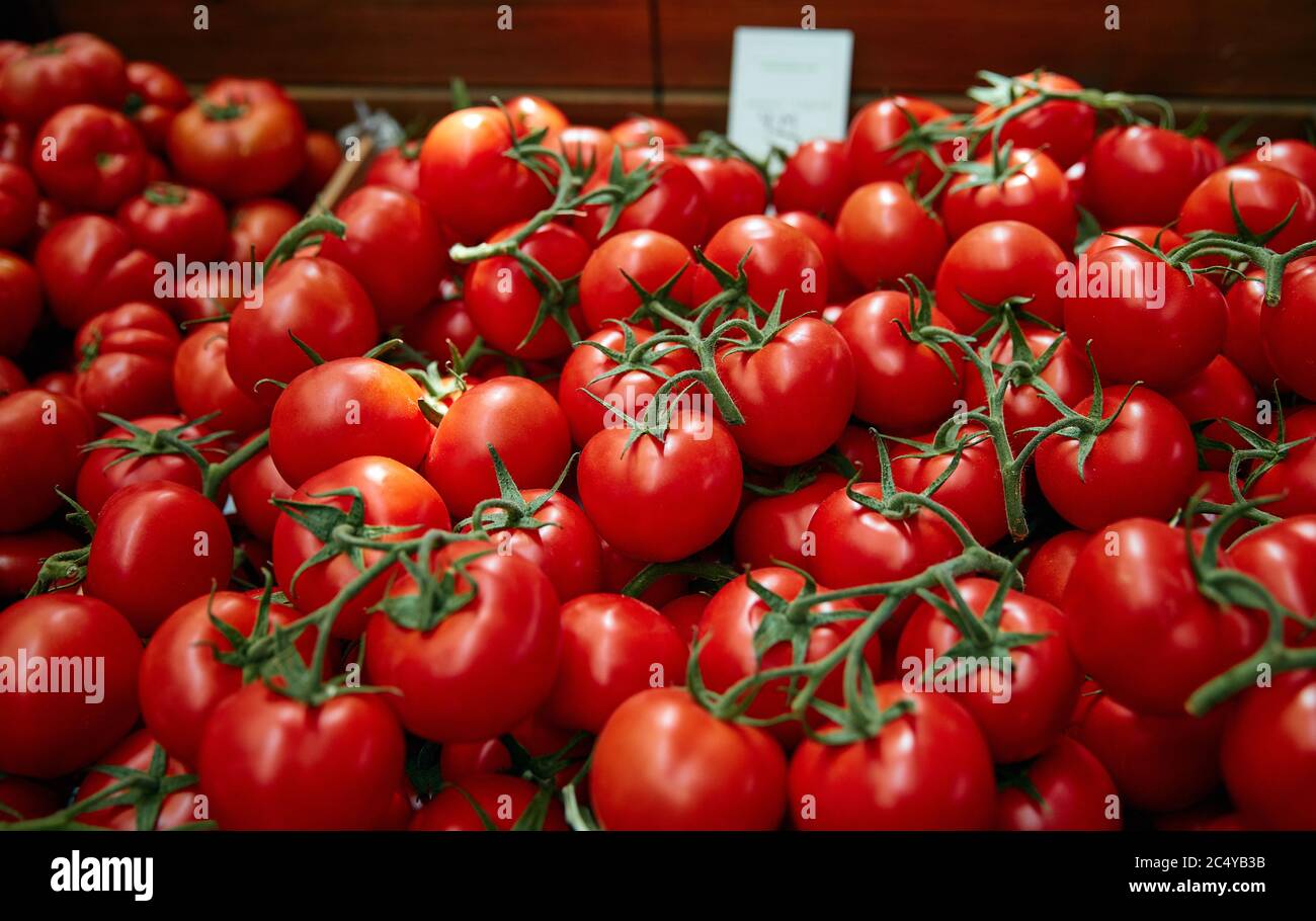 Baku bazaar market azerbaijan hi-res stock photography and images - Alamy