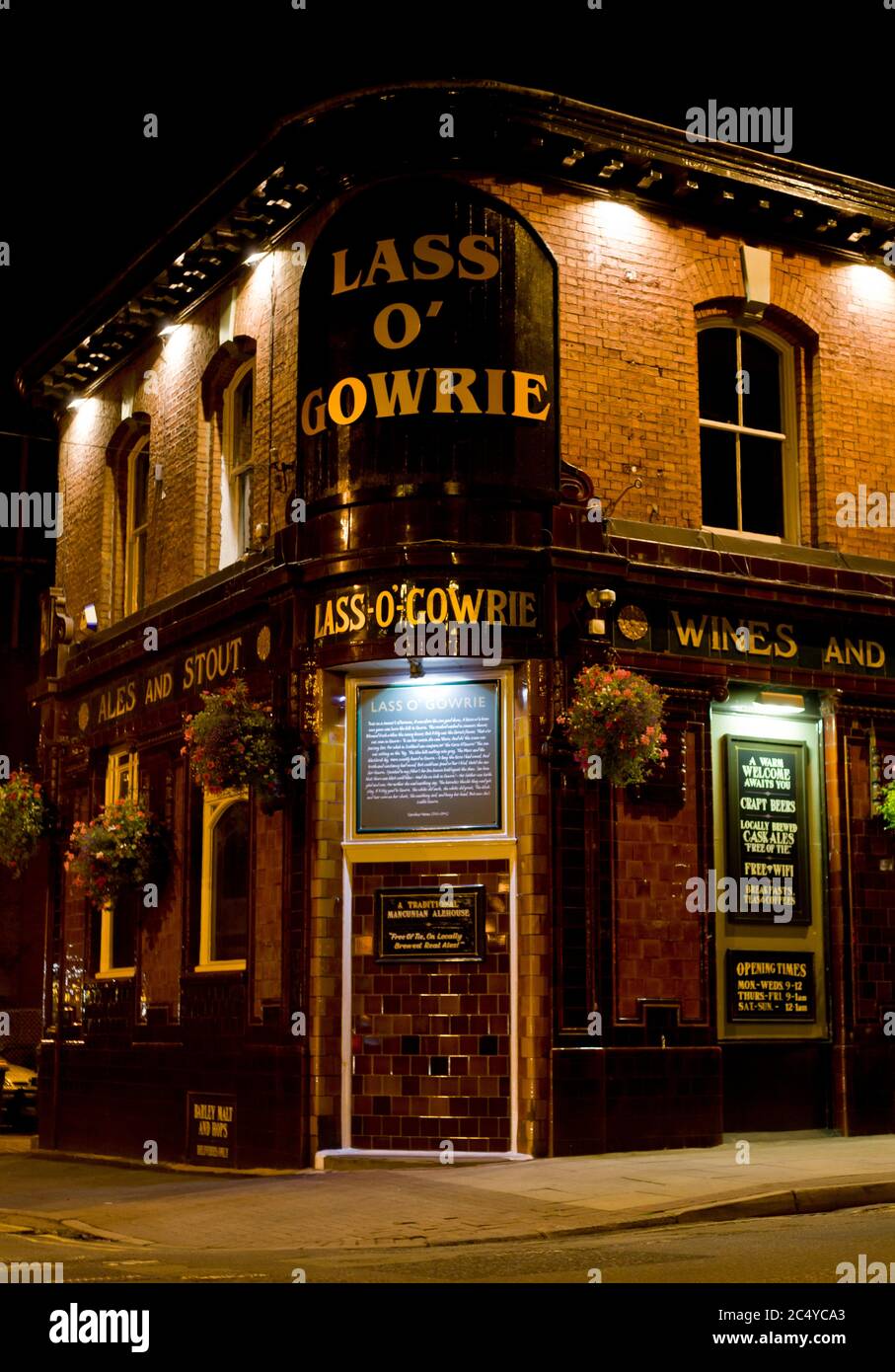 Pub, British, architecture, buildings, Manchester, stylish and retro ...