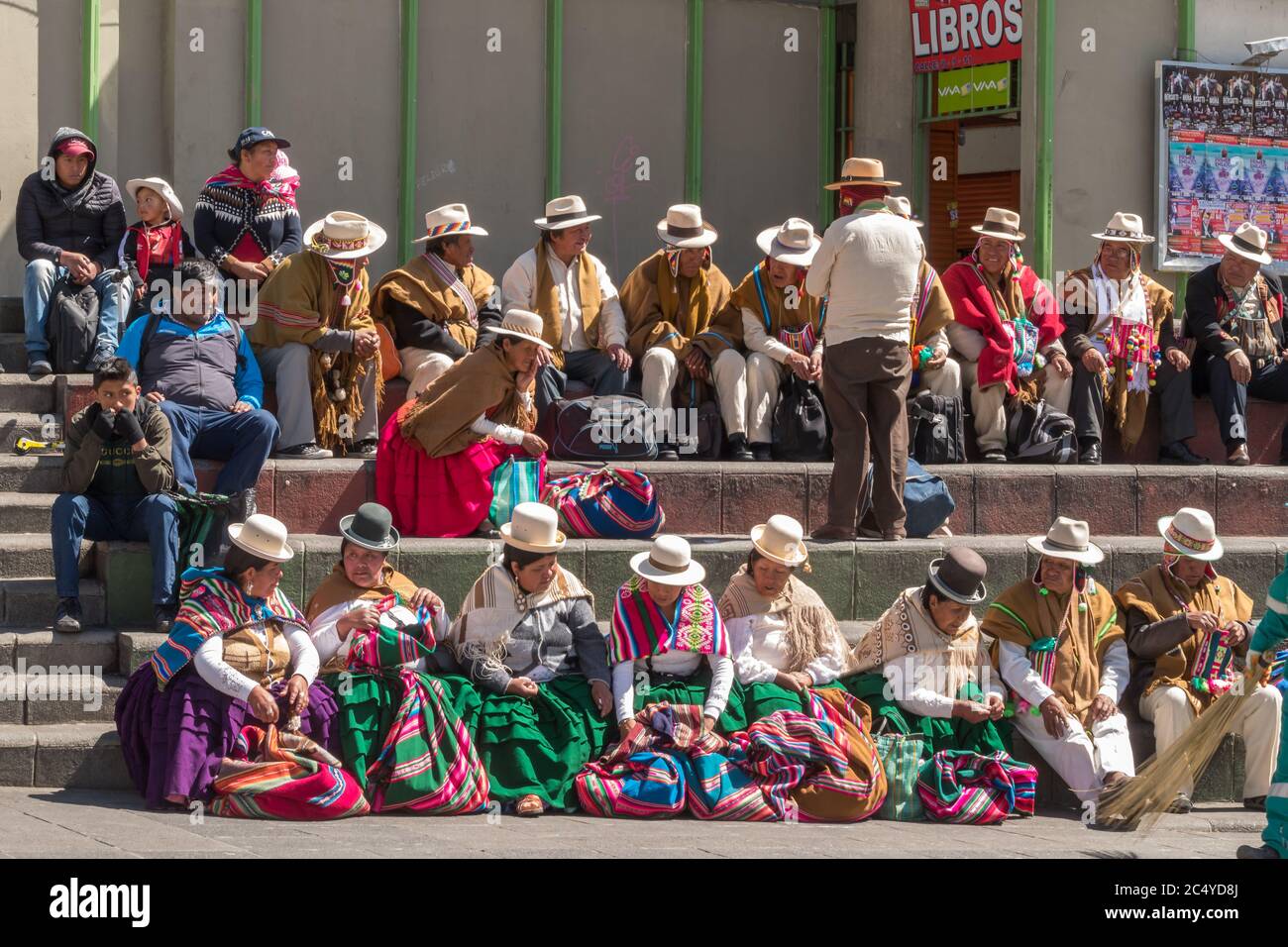 La Paz, Bolivia - september 30, 2018: People in traditional clothes in ...