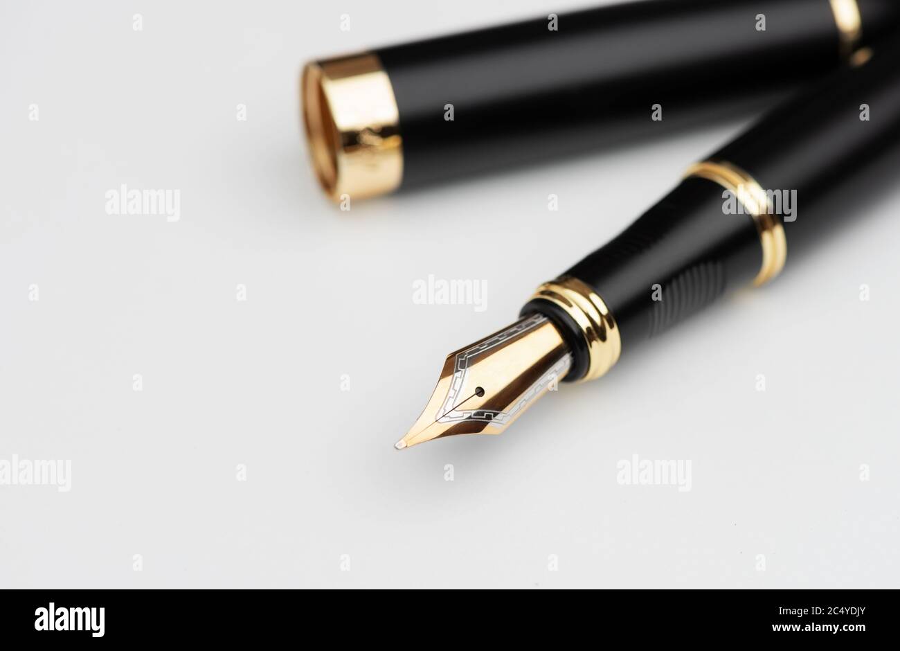 Old fountain pen hi-res stock photography and images - Alamy