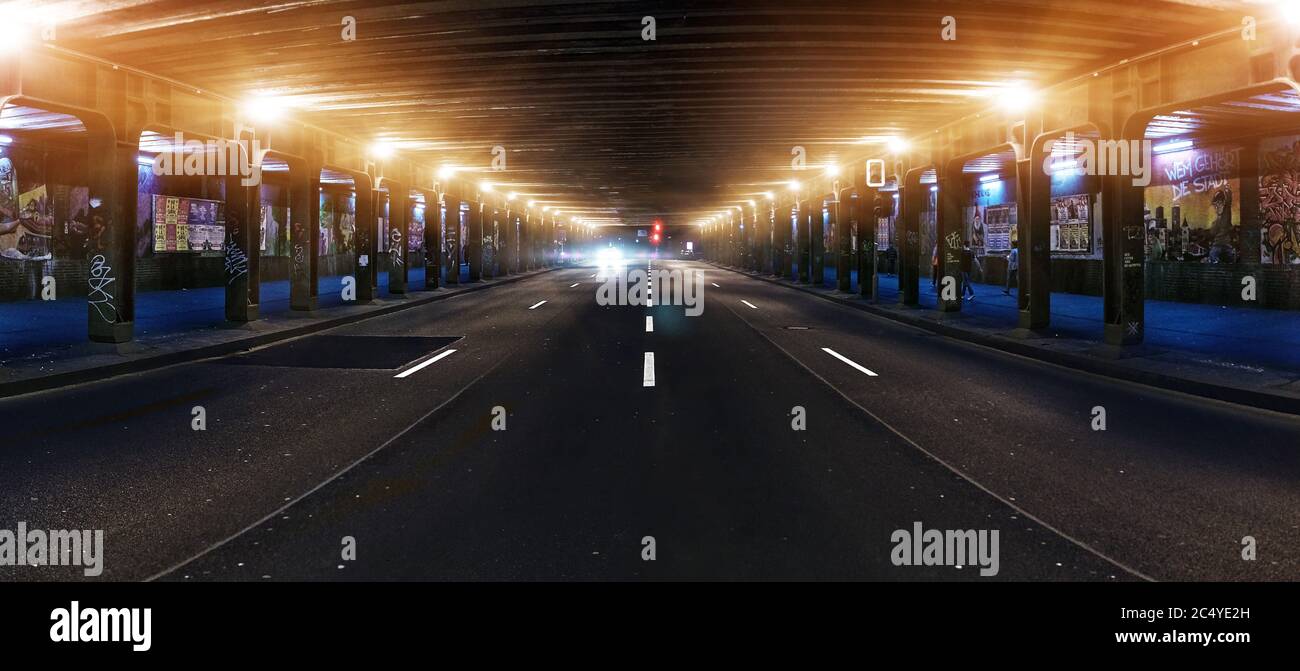 Grunge traffic light road hi-res stock photography and images - Alamy
