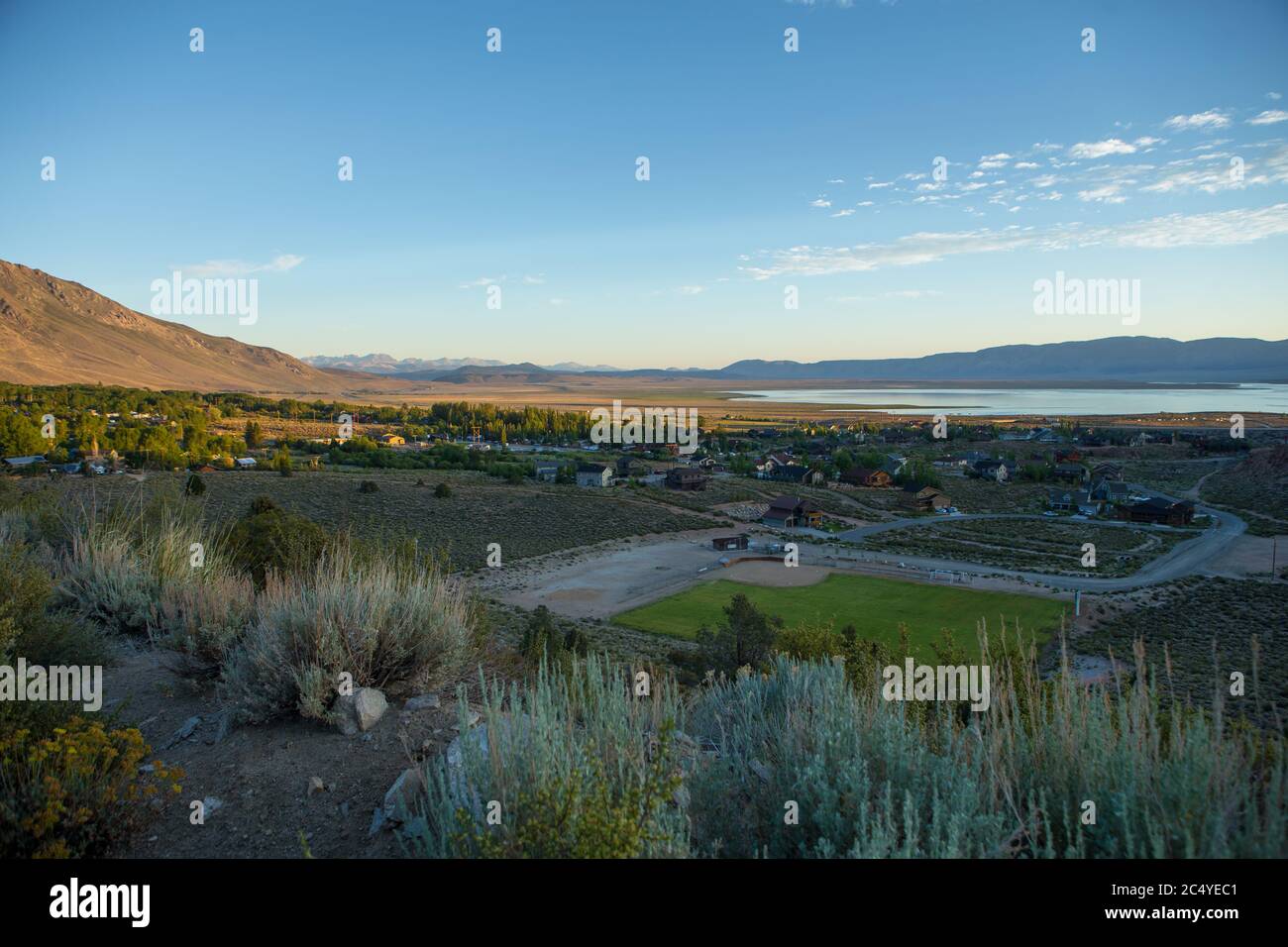 Crowley lake hi-res stock photography and images - Alamy