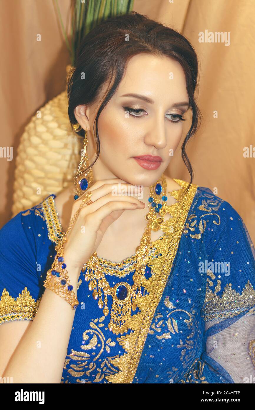 India cosplay hi-res stock photography and images - Alamy