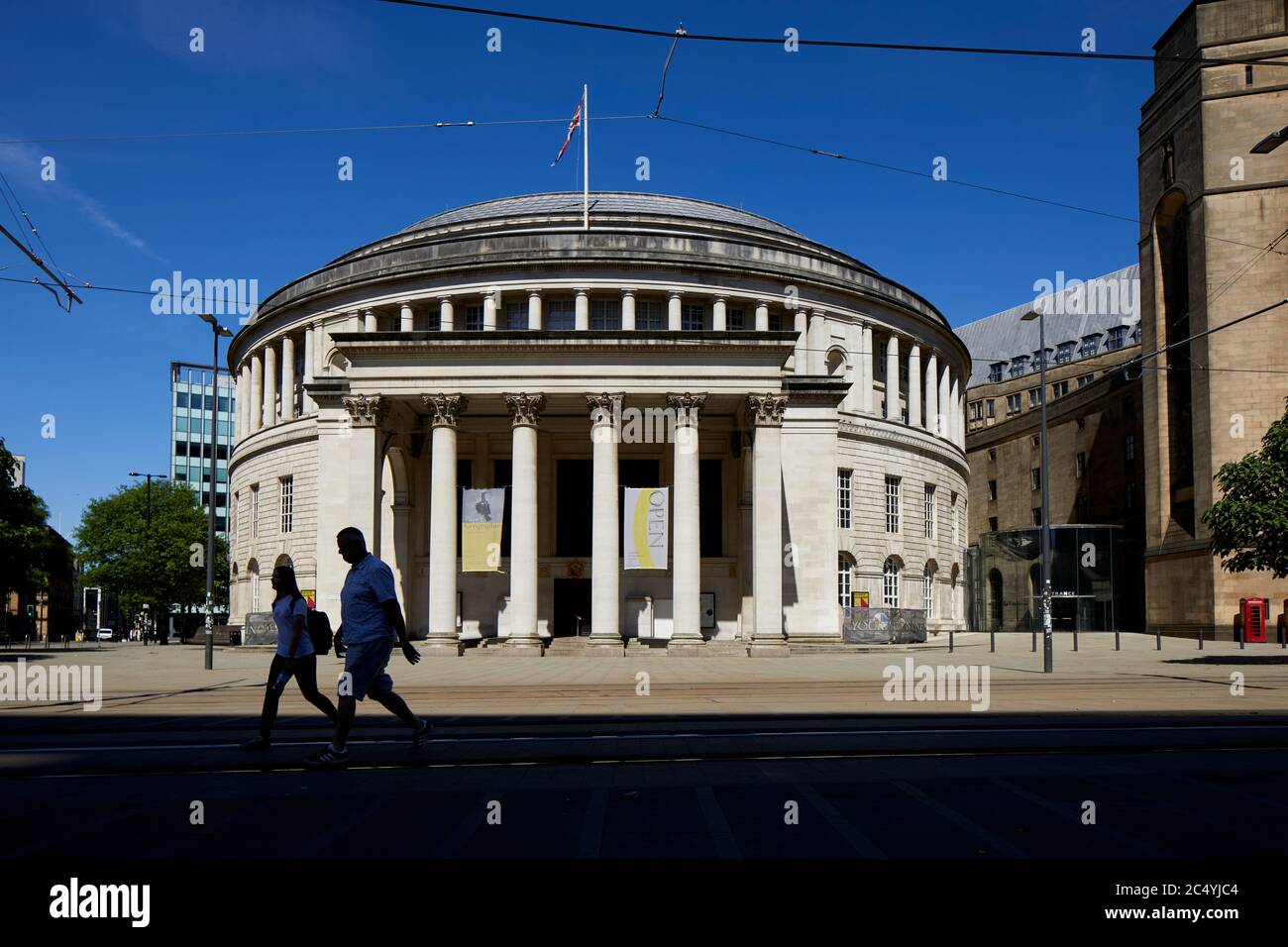 Manchester city centre landmark dome shaped sandstone manchester ...
