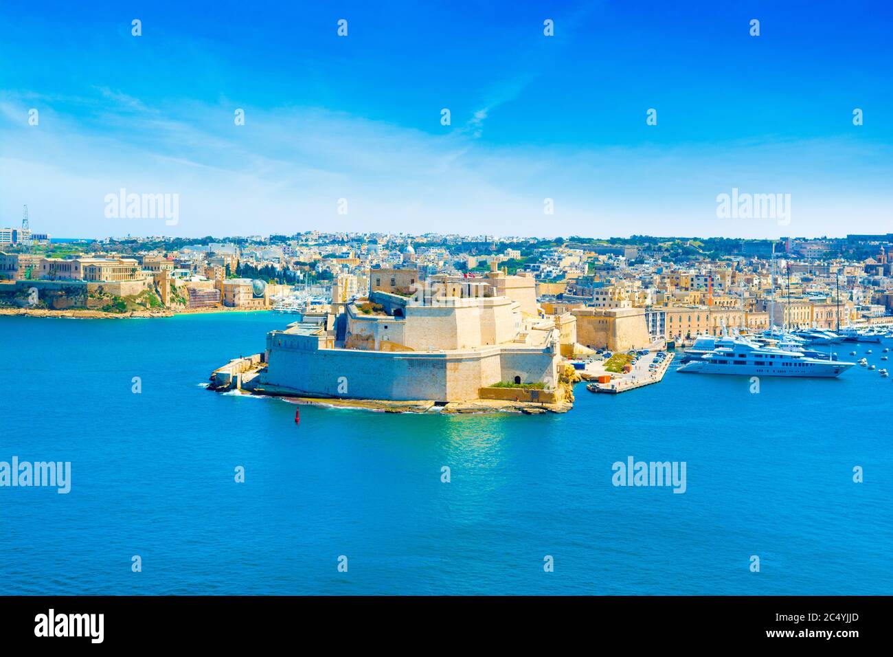 Birgu gate hi-res stock photography and images - Alamy