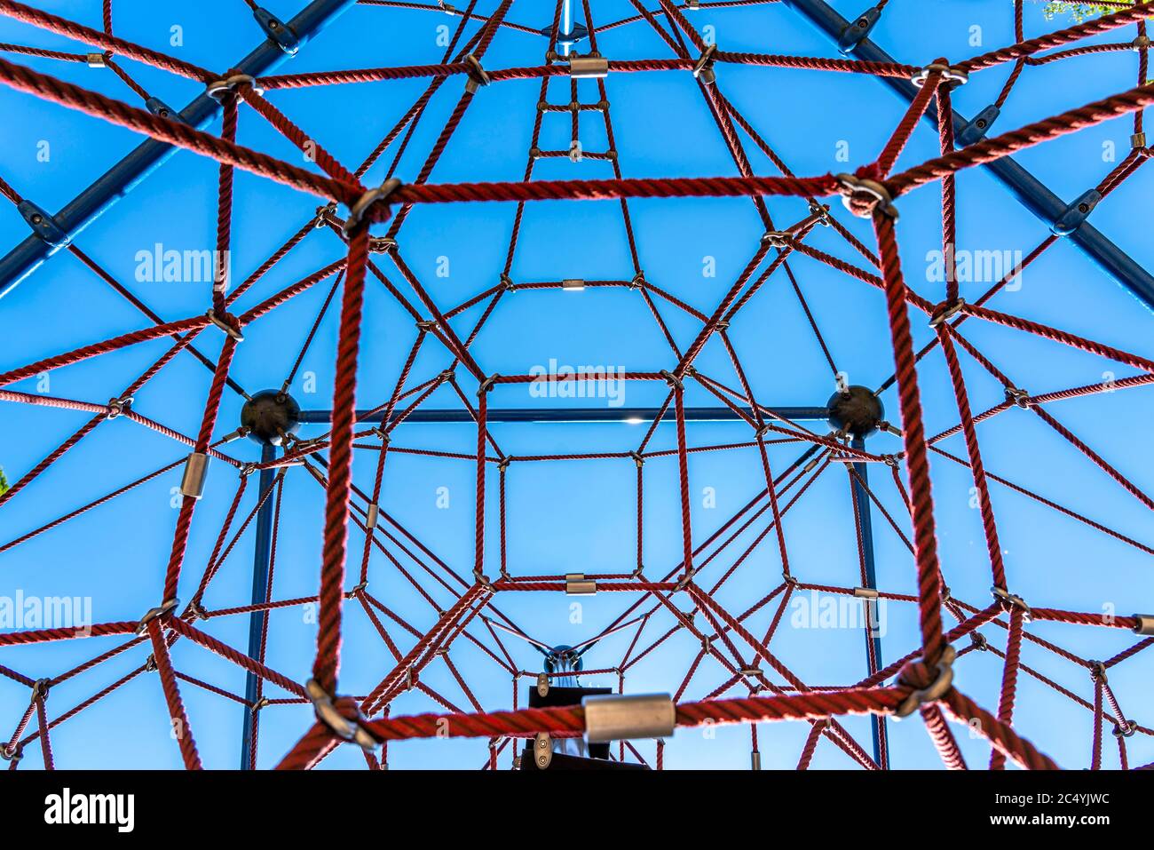 Klettergerüst garden hi-res stock photography and images - Alamy