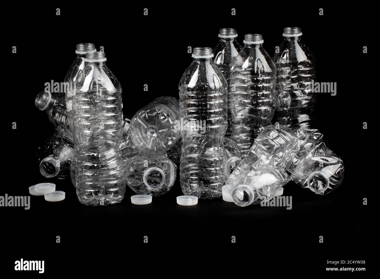 Single use water bottles hi-res stock photography and images - Alamy