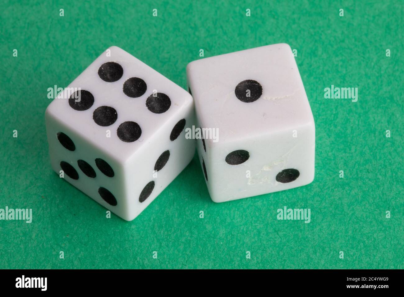 White dice showing number one hi-res stock photography and images - Alamy