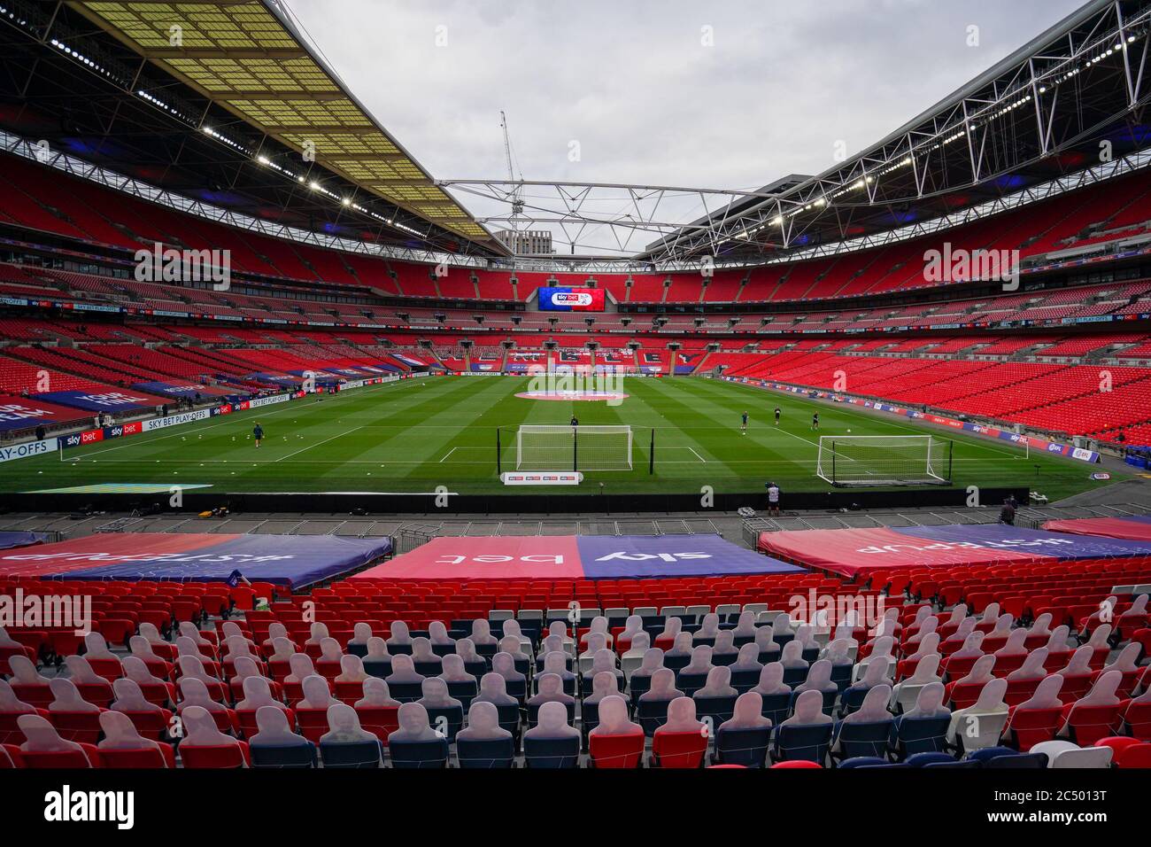 Exeter city stadium general view hi-res stock photography and images ...