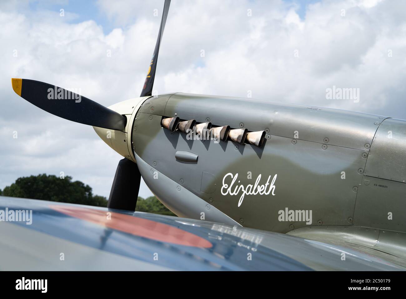 Spitfire mk ix ww2 hi-res stock photography and images - Alamy