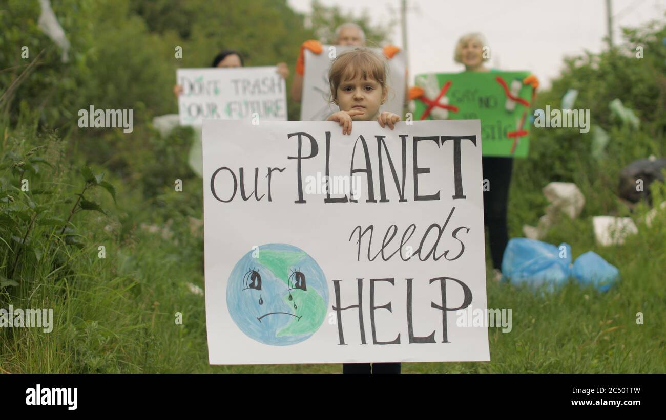 Encouraging recycling hi-res stock photography and images - Alamy