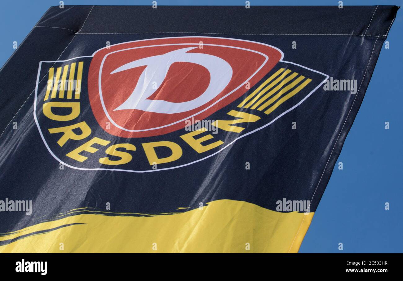 Logo dynamologo hi-res stock photography and images - Alamy