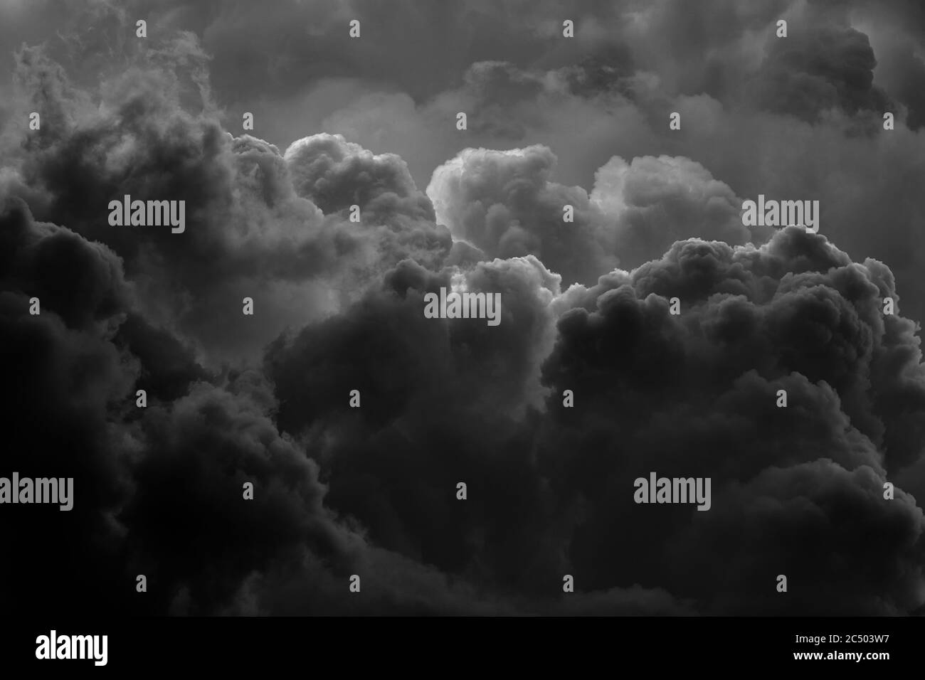 Dramatic fire effect hi-res stock photography and images - Alamy