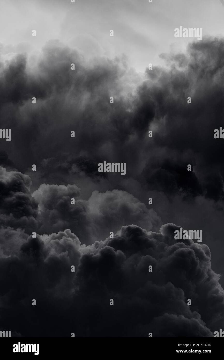 Dramatic black smoke from a fire Stock Photo - Alamy