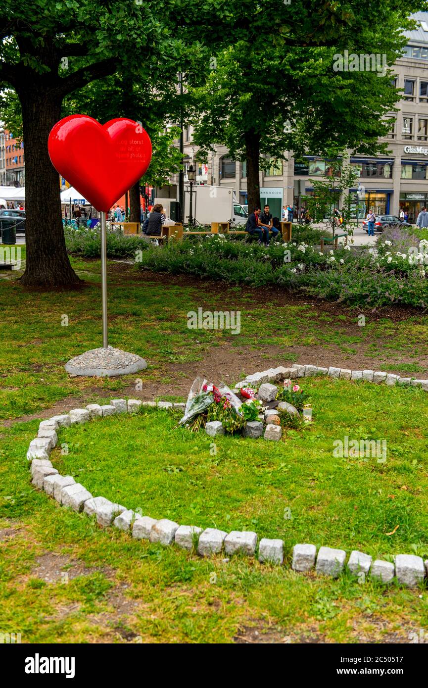 Street scene with memorial for the July 2011 shooting victims in Oslo ...
