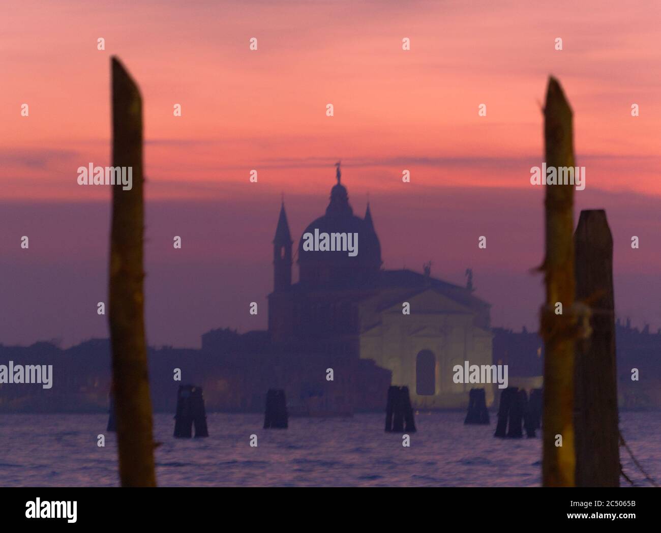 Sunset white castle hi-res stock photography and images - Alamy