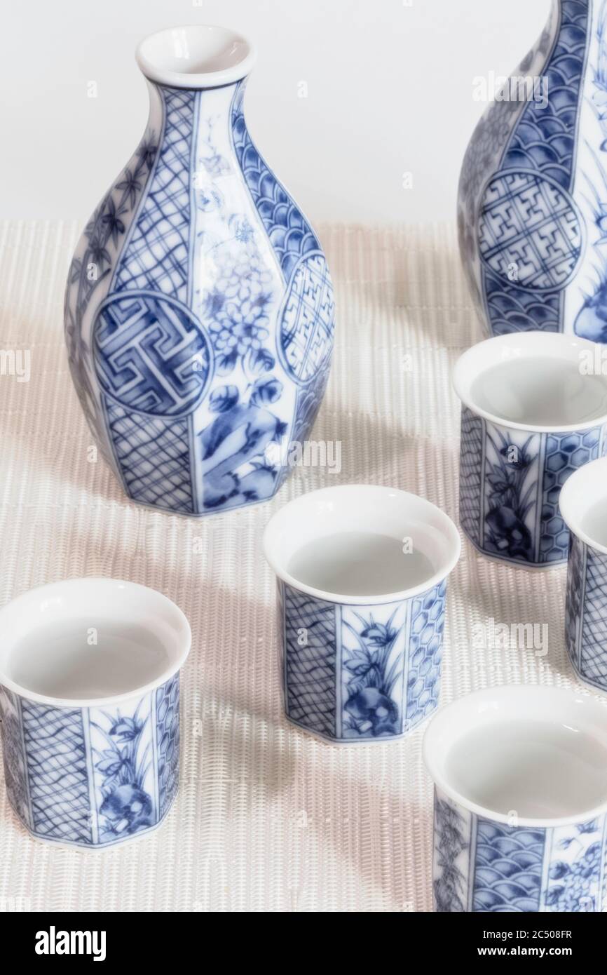 Blue and white patterned Japanese sake set Stock Photo - Alamy