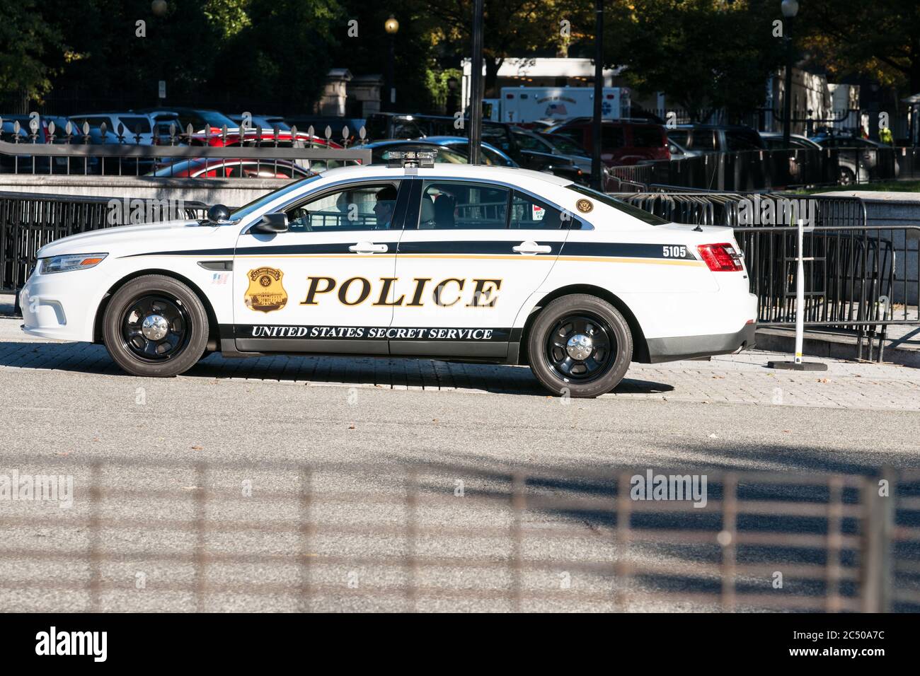 Secret service police car hi-res stock photography and images - Alamy