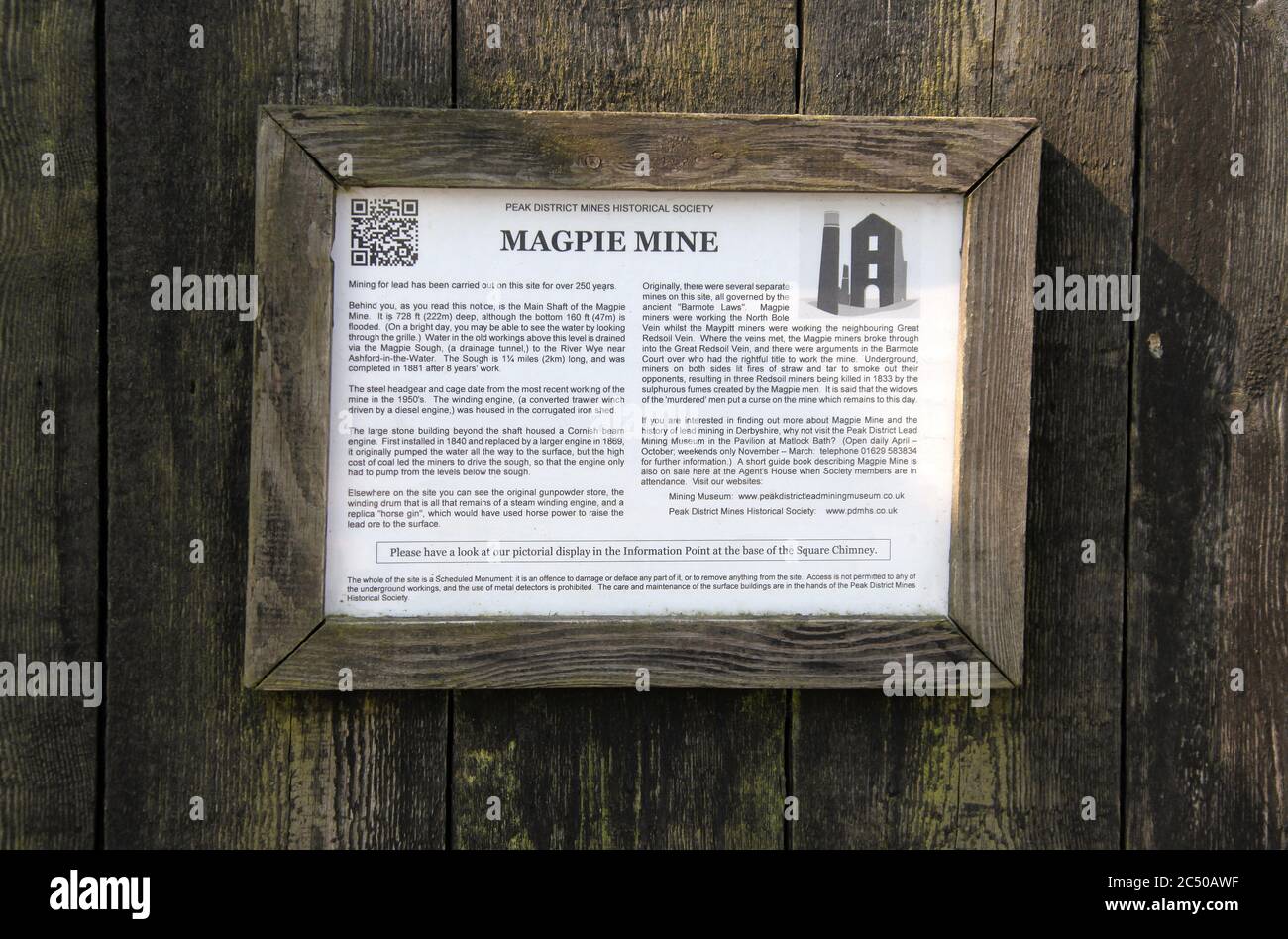 Monument information red board hi-res stock photography and images - Alamy