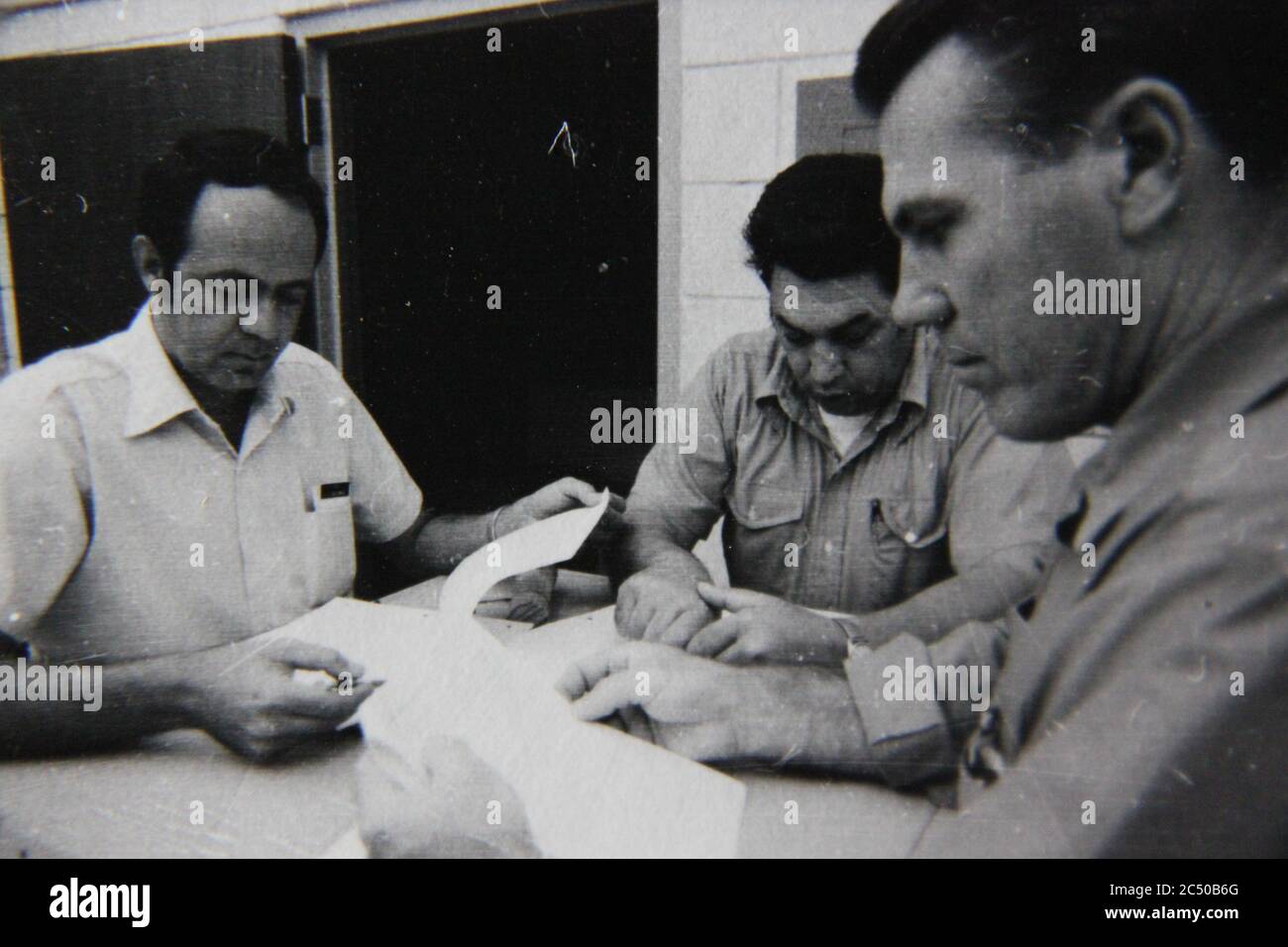 Black office worker 70s hi-res stock photography and images - Alamy