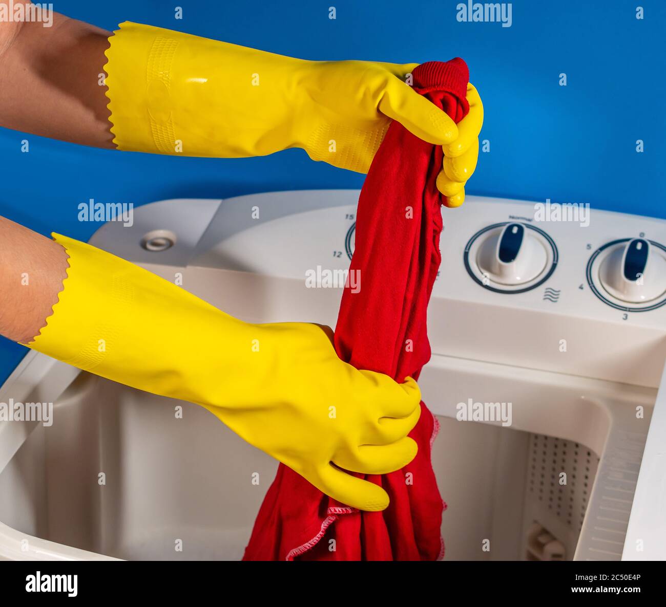Squeezing machine hi-res stock photography and images - Alamy