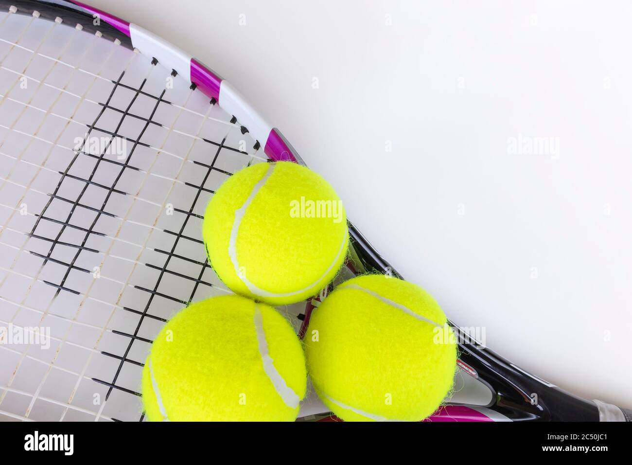 Tenis balls hi-res stock photography and images - Alamy